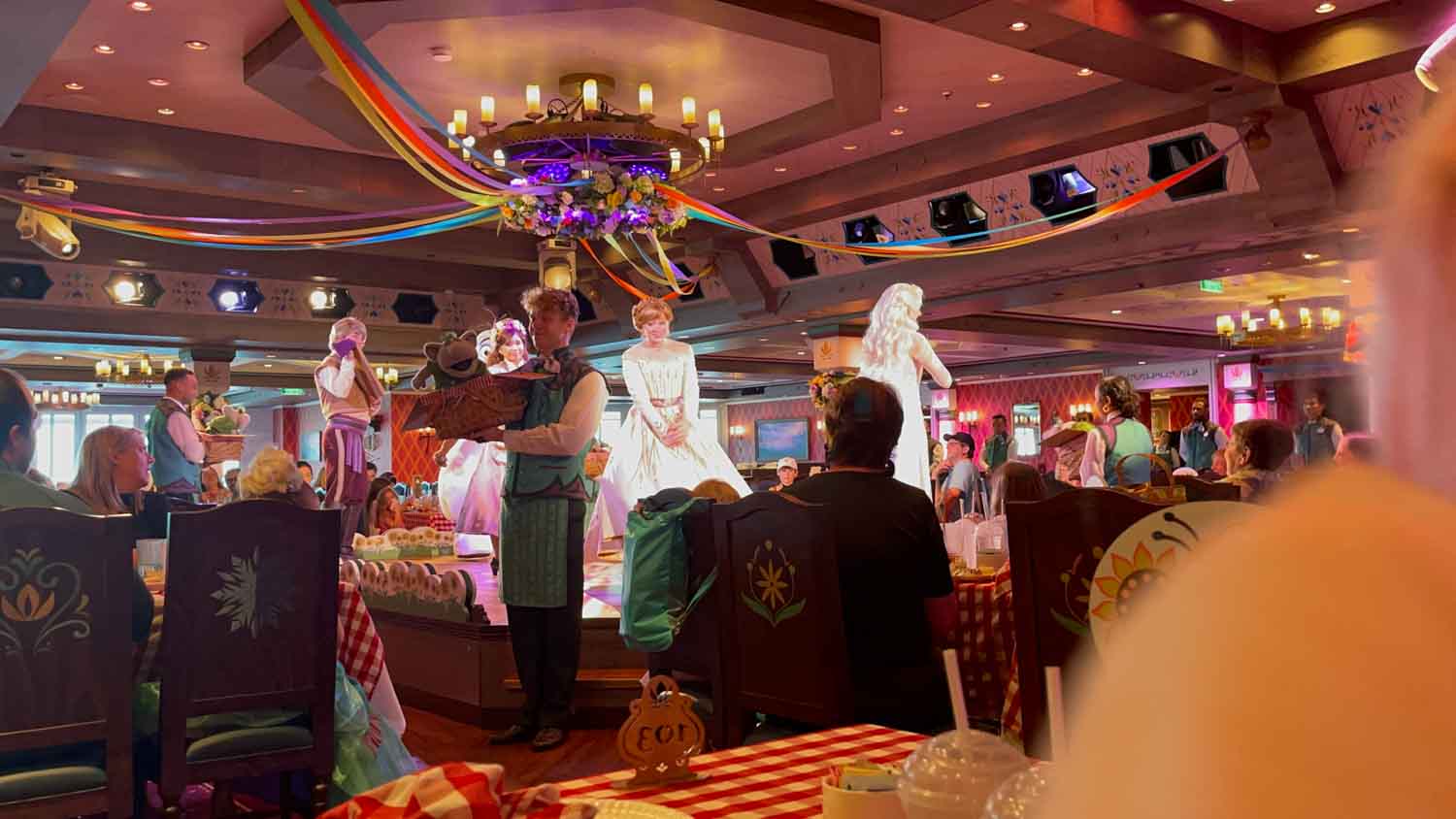 Olaf's Royal Picnic - REAL Review on Disney Dream