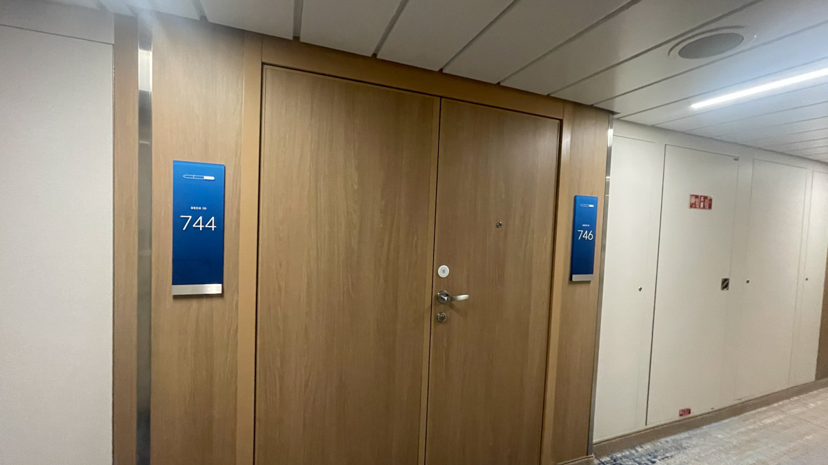 Connecting Balcony Rooms on Icon of the Seas - Royal Caribbean