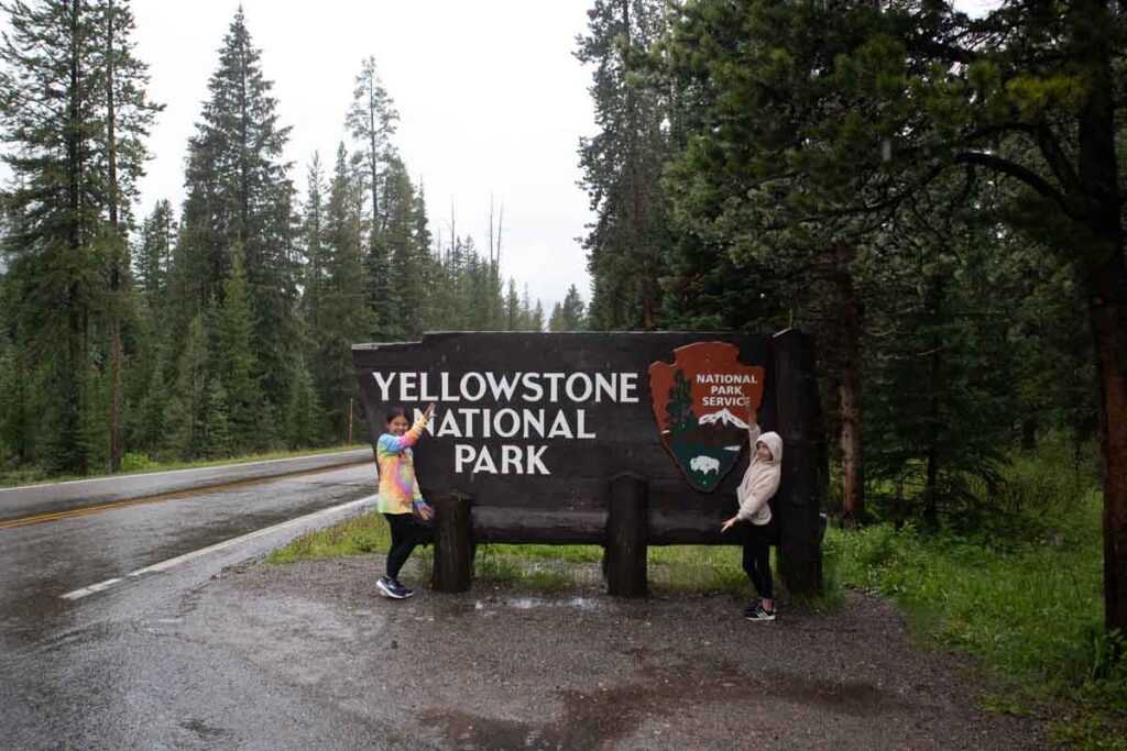 Yellowstone Luxury Vacation - Chasing Experiences - Exploring the World ...
